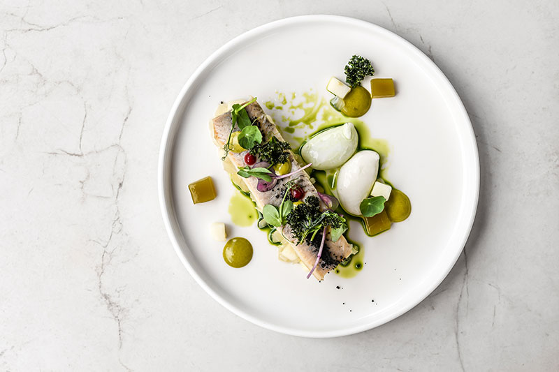 How to Use Restaurant Food Plating to Attract More Clients